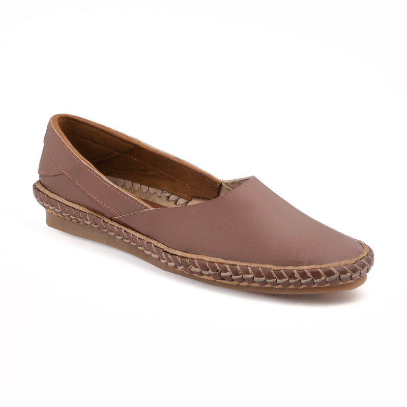 Umber Kolhapuri Bantu Shoes for Women | Handcrafted Elegance